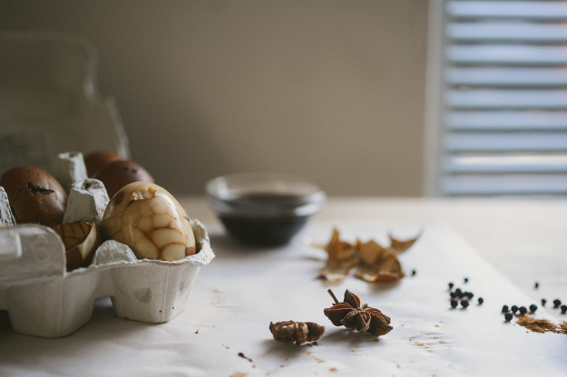 茶叶蛋 Tea Eggs (Cha Ye Dan) » Betty L